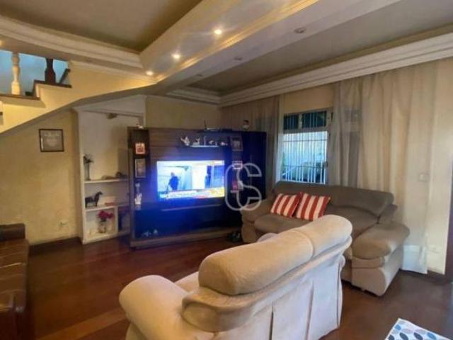 Sobrado com 4 dormitórios à venda, 250 m² por R$ 880.000,00 Jardim Santa Bárbara Guarulhos/SP