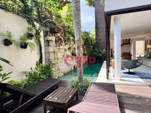 Sobrado com 4 dormitórios à venda, 250 m² por R$ 9.000.000,00 Praia da Baleia São Sebastião/SP