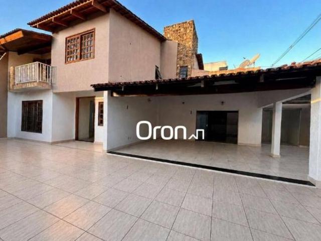Sobrado com 4 dormitórios à venda, 251 m² por R$ 798.000,00 Jardim América Goiânia/GO