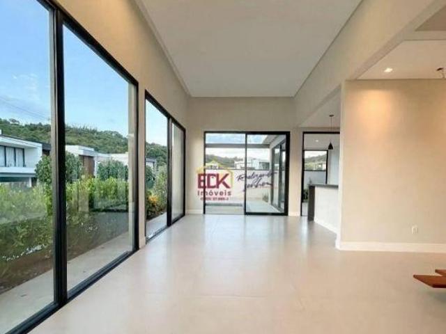 Sobrado com 4 dormitórios à venda, 252 m² por R$ 1.590.000,00 Condomínio Cyrela Landscape Taubat