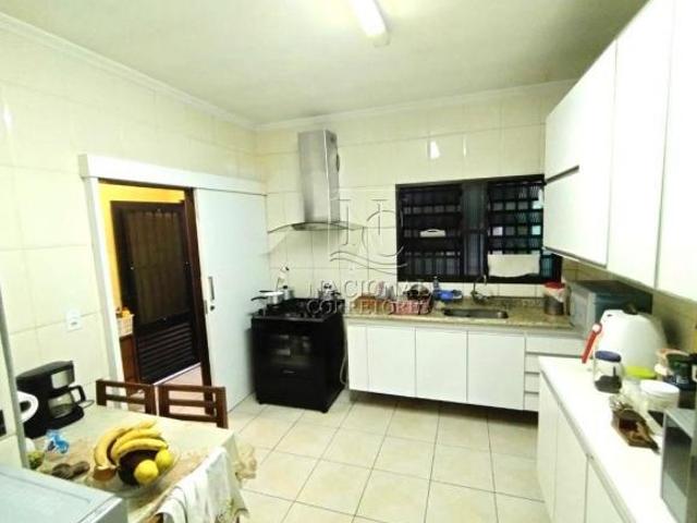 Sobrado com 4 dormitórios à venda, 252 m² por R$ 850.000,00 Parque Oratório Santo André/SP