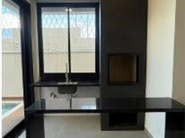 Sobrado com 4 dormitórios à venda, 253 m² por R$ 1.980.000,00 Parque Tauá Aranguá Londrina/PR