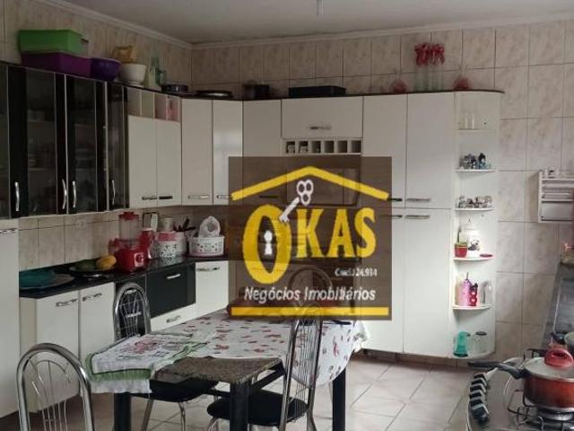 Sobrado com 4 dormitórios à venda, 264 m² por R$ 550.000,00 Vila Nova Urupês Suzano/SP