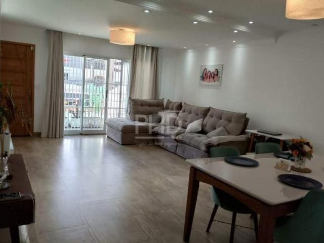 Sobrado com 4 dormitórios à venda, 268 m²