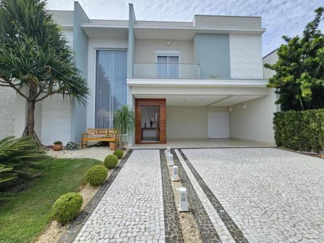 Sobrado com 4 dormitórios à venda, 268m por R$2.490,000,00 Condomínio Maria Du