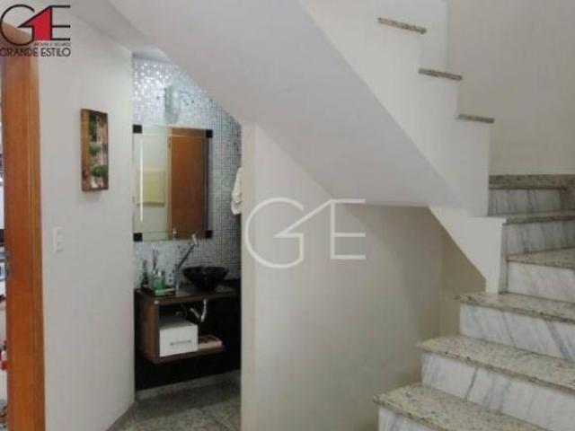 Sobrado com 4 dormitórios à venda, 260 m² por R$ 1.300.000,00 Embaré Santos/SP