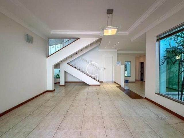 Sobrado com 4 dormitórios à venda, 260 m² por R$ 2.000.000,00 Urbanova São José dos Campos/SP