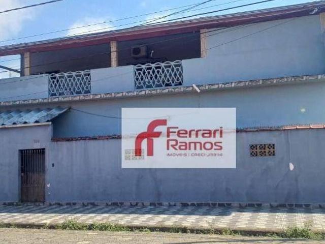 Sobrado com 4 dormitórios à venda, 262 m² por R$ 549.000,00 Maracanã Praia Grande/SP
