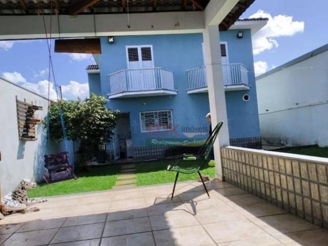 Sobrado com 4 dormitórios à venda, 263 m² por R$ 840.000,00 Parque Santo Antônio Jacareí/SP