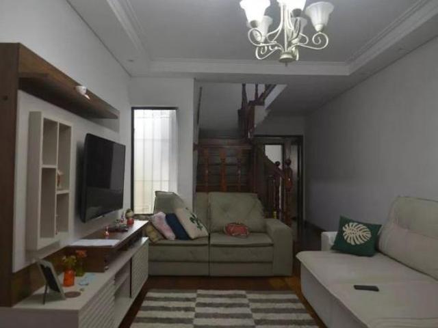 Sobrado com 4 dormitórios à venda, 274 m² por R$ 880.000,00 Vila Humaitá Santo André/SP