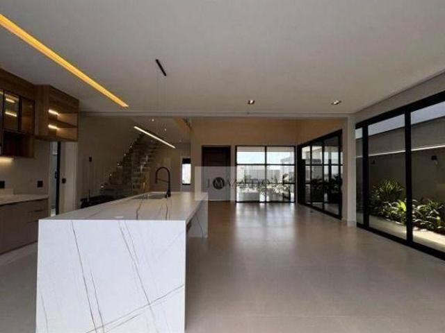 Sobrado com 4 dormitórios à venda, 276 m² por R$ 2.750.000,00 Jardim Residencial Dona Maria Cândid