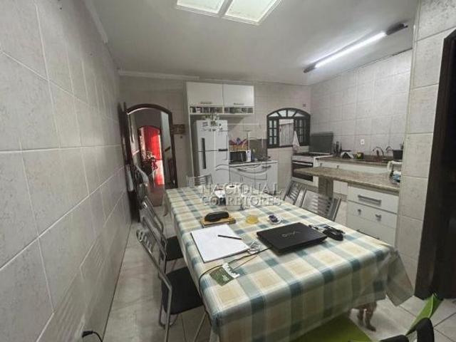 Sobrado com 4 dormitórios à venda, 270 m² por R$ 850.000,00 Campestre Santo André/SP