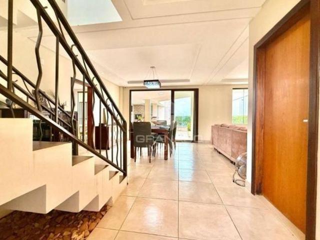 Sobrado com 4 dormitórios à venda, 271 m² por R$ 1.395.000,00 Jardim Itália Maringá/PR
