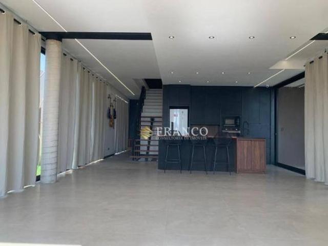 Sobrado com 4 dormitórios à venda, 284 m² por R$ 1.700.000,00 Cyrela Landscape Taubaté/SP