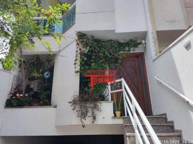 Sobrado com 4 dormitórios à venda, 288 m² por R$ 1.750.000 Vila Gilda Santo André/SP