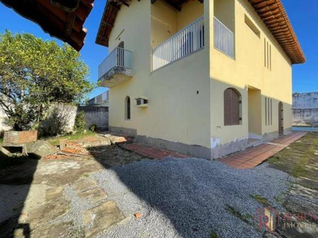 Sobrado com 4 dormitórios à venda, 289 m² por R$ 1.300.000,00 Centro Bertioga/SP