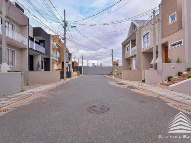 Sobrado com 4 dormitórios à venda, 281 m² por R$ 1.699.900,00 Capão Raso Curitiba/PR