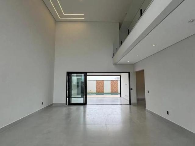 Sobrado com 4 dormitórios à venda, 296 m² por R$ 2.950.000,00 Condomínio Dona