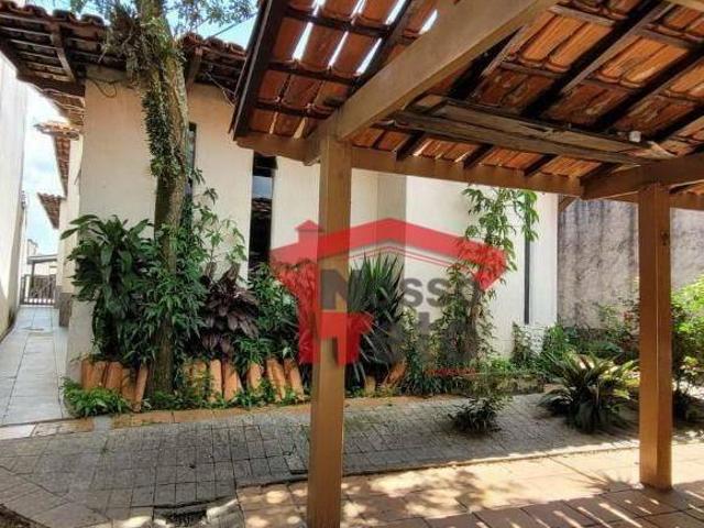 Sobrado com 4 dormitórios à venda, 290 m² por R$ 880.000,00 Vila Piauí São Paulo/SP