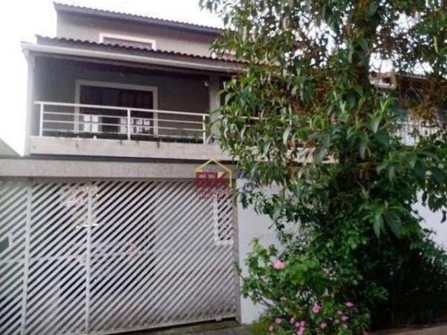Sobrado com 4 dormitórios à venda, 292 m² por R$ 900.000,00 Jardim Uirá São José dos Campos/SP