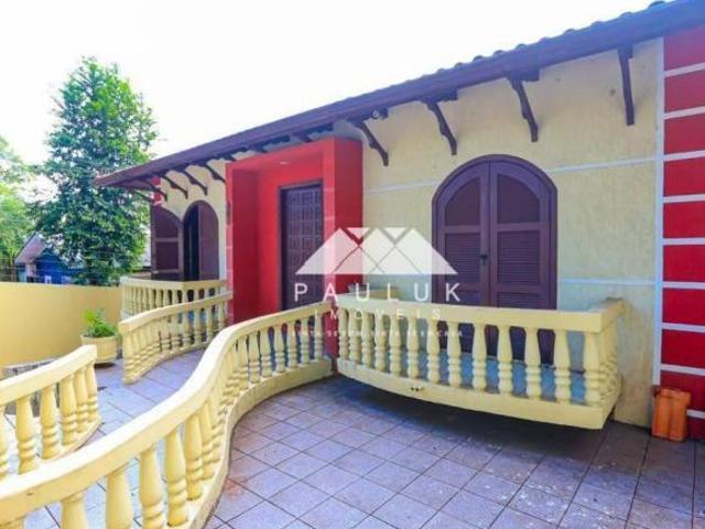 Sobrado com 4 dormitórios à venda, 304 m² por R$ 770.000,00 Centro Foz do Iguaçu/PR