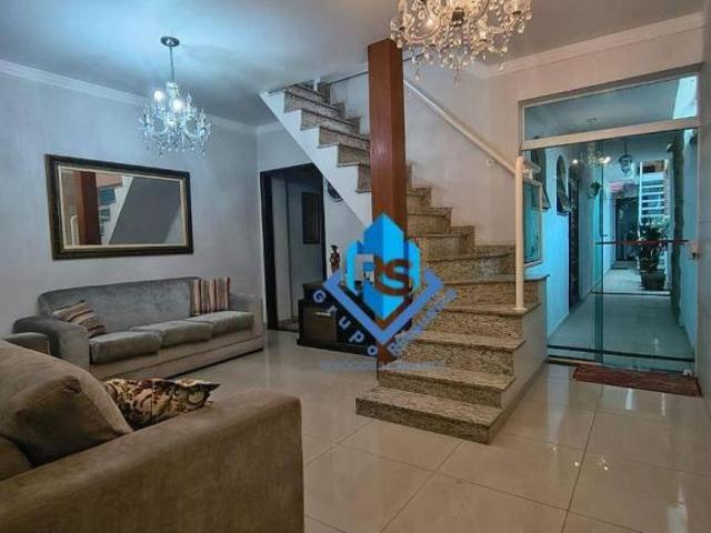 Sobrado com 4 dormitórios à venda, 305 m² por R$ 900.000,00 Santa Terezinha São Bernardo do Camp
