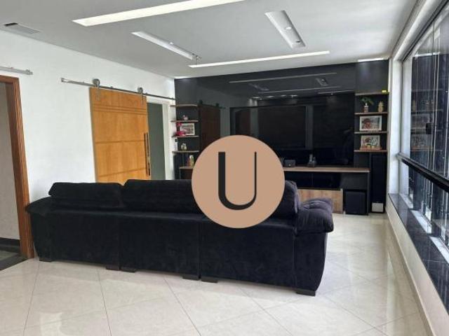 Sobrado com 4 dormitórios Vila Madalena VENDA