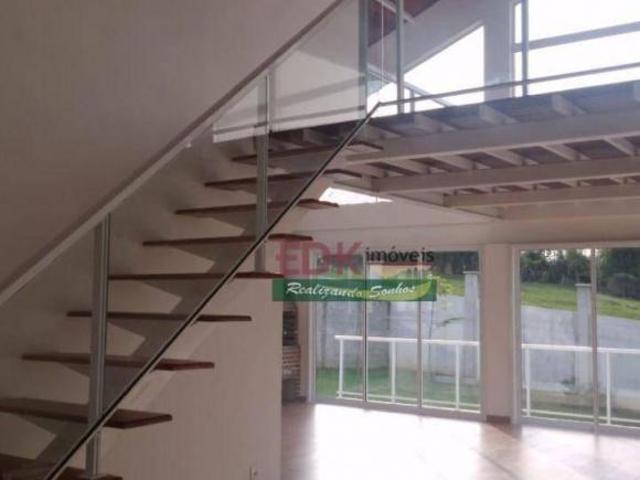 Sobrado com 4 dormitórios à venda, 300 m² por R$ 1.500.000,00 Condomínio Village da Serra Tremem