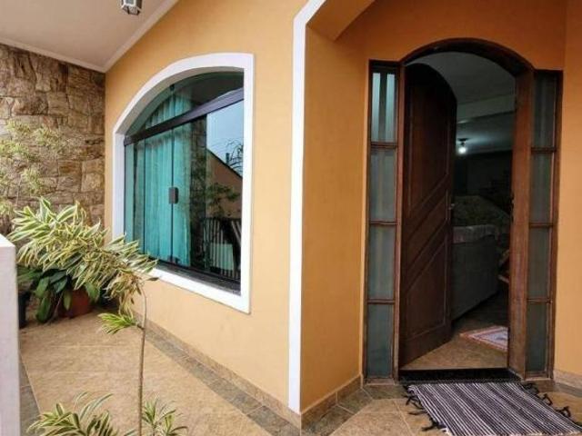 Sobrado com 4 dormitórios à venda, 300 m² por R$ 660.000,00 Vila Nossa Senhora das Vitórias Mauá