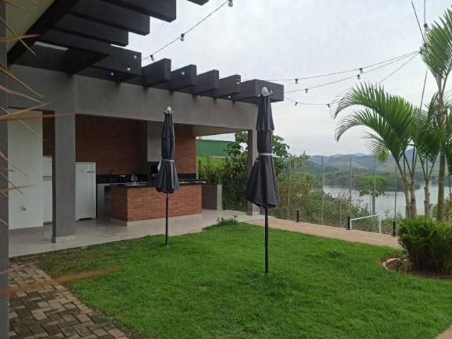 Sobrado com 4 dormitórios à venda, 310 m² por R$ 3.400.000 Rosa Helena Igaratá/SP