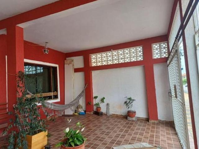 Sobrado com 4 dormitórios à venda, 320 m² por R$ 520.000 Wanel Ville Soro.