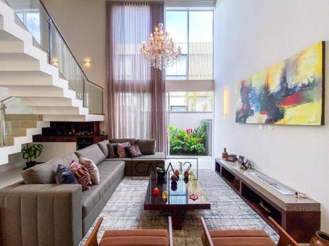Sobrado com 4 quartos à venda, 338 m² por R$ 3.600.000 Urbanova São José dos Campos/SP