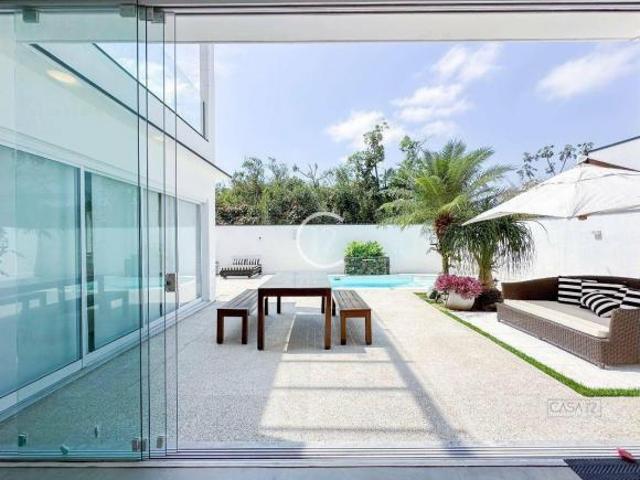Sobrado com 4 dormitórios à venda, 338 m² por R$ 3.300.000,00 Urbanova São José dos Campos/SP