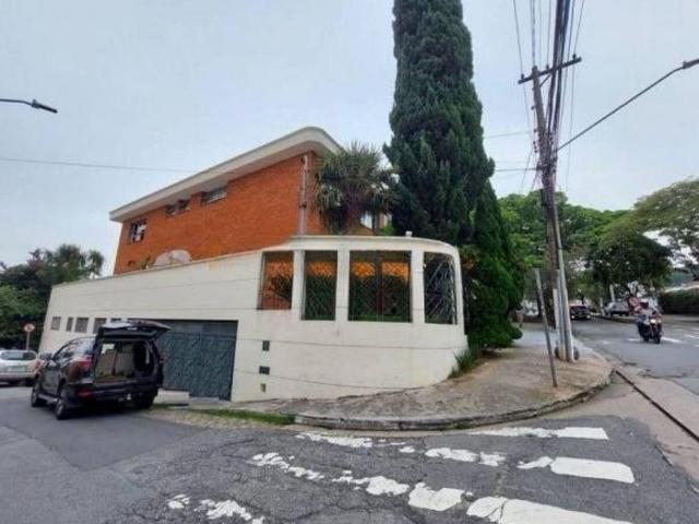 Sobrado em Alto da Lapa com 347m², 4 dorm. e 200m² de terreno Zona Oeste SP