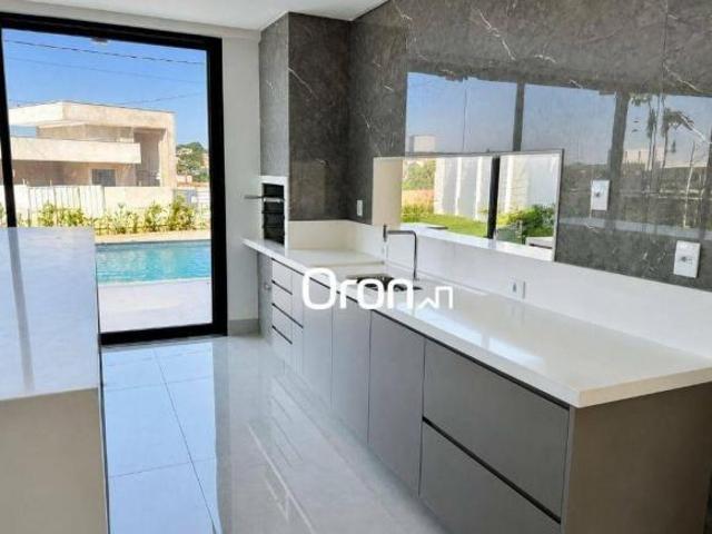 Sobrado com 4 dormitórios à venda, 342 m² por R$ 3.300.000,00 Jardim Helvécia Aparecida de Goiân