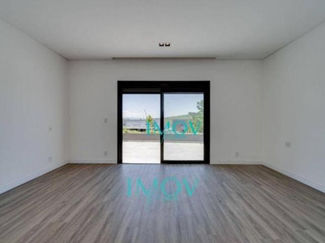 Sobrado com 4 dormitórios à venda, 355 m² por R$ 3.600.000,00 Urbanova São José dos Campos/SP