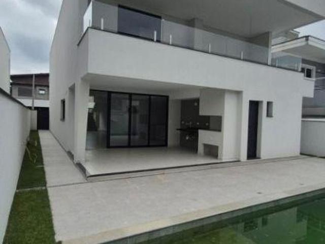 Sobrado com 4 dormitórios à venda, 357 m² por R$ 2.500.000,00 Residencial Green Park Taubaté/SP
