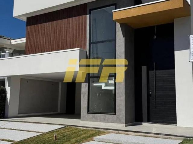 Sobrado com 4 dormitórios à venda, 357 m² Residencial Green Park Taubaté/SP