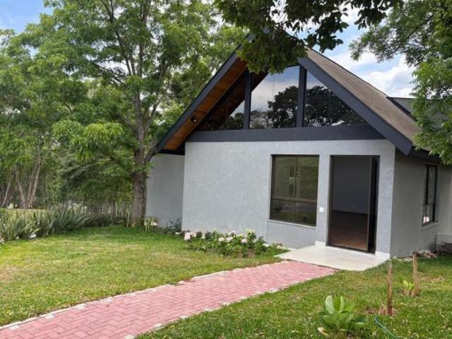 Sobrado com 4 dormitórios à venda, 350 m² por R$ 3.500.000,00 Tapanhão Jambeiro/SP