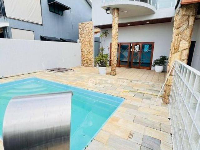 Sobrado com 4 dormitórios à venda, 350 m² por R$ 1.450.000,00 Vila Zezé Jacareí/SP