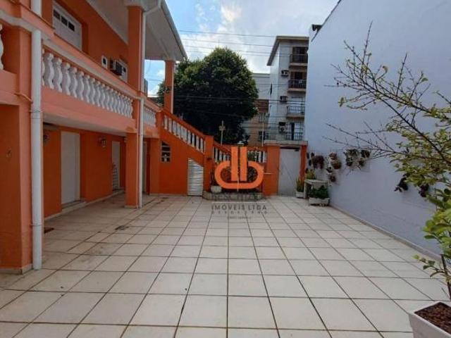 Sobrado com 4 dormitórios à venda, 360 m² por R$ 2.000.000,00 Gonzaga Santos/SP