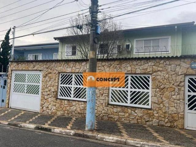 Sobrado com 4 dormitórios à venda, 362 m² por R$ 1.800.000,00 Vila Romanópolis Ferraz de Vasconc