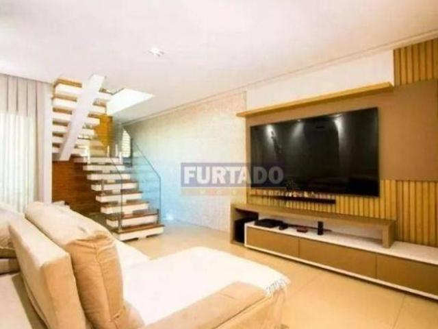 Sobrado com 4 dormitórios à venda, 362 m² Vila Humaitá Santo André/SP