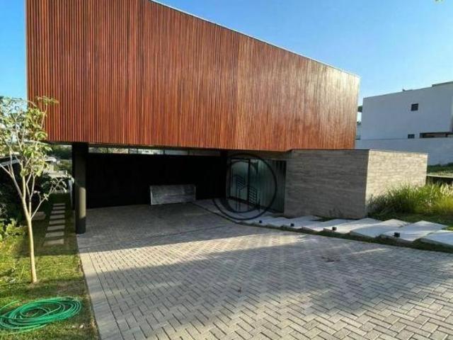 Sobrado com 4 dormitórios à venda, 380 m² por R$ 4.500.000,00 Alphaville Nova Esplanada Votorant