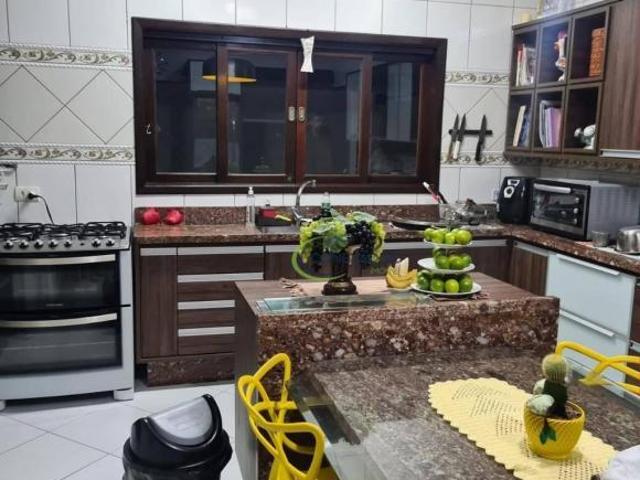 Sobrado com 4 dormitórios à venda, 390 m² por R$ 2.300.000,00 Jardim Altos de Santana II Jacareí