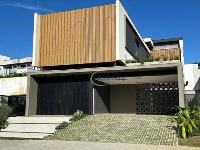 Sobrado com 4 dormitórios à venda, 390 m² por R$ 4.480.000,00 Condomínio Residencial Alphaville