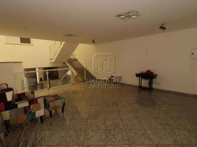 Sobrado com 4 dormitórios à venda, 390 m² Vila Bastos Santo André/SP