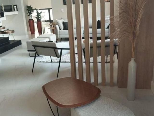 Sobrado com 4 dormitórios à venda, 400 m² por R$ 3.890.000,00 Urbanova São José dos Campos/SP