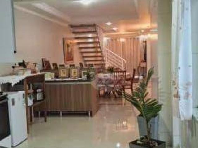 Sobrado com 4 dormitórios à venda, 400 m² por R$ 1.290.000,00 Sítio Cercado Curitiba/PR