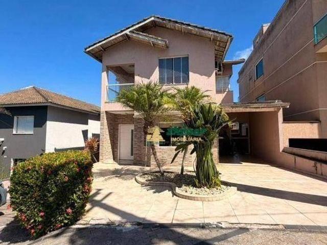 Sobrado com 4 dormitórios à venda, 400 m² por R$ 2.300.000,00 Centro Arujá/SP